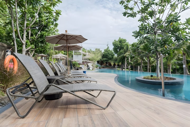 High Floor Sea View 2 Br Near Walking Street - Pattaya City