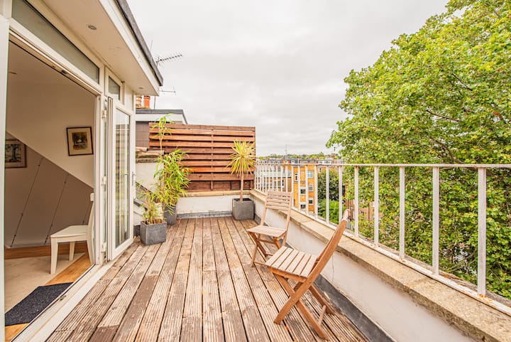 Stylish Flat Near Kensington With Spacious Balcony - Earls Court