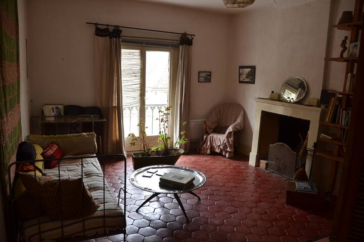 2 Chambres, Salon, Salle De Bain, Wc Indépendants - La Roche-Posay