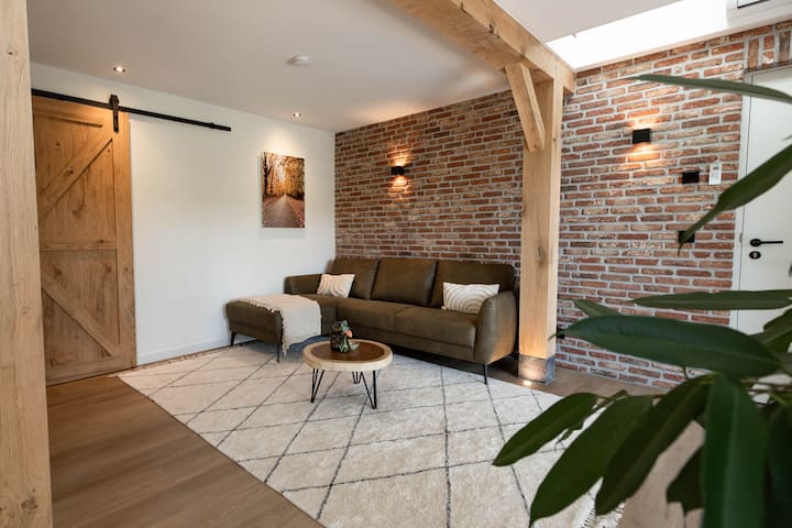 Het Achterhuis 2 - Uden