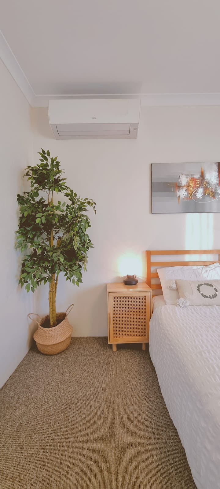 Lovely Room With Private Bathroom In Kenwick - Kalamunda