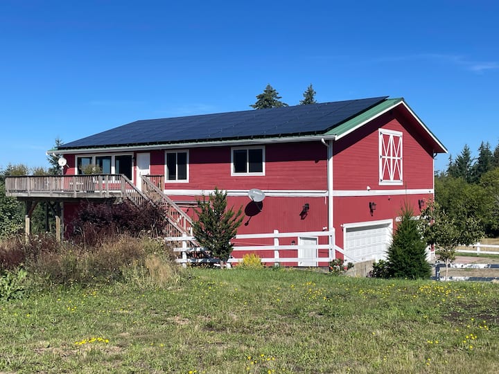 Enumclaw Estates Barndominium - 伊納姆克洛
