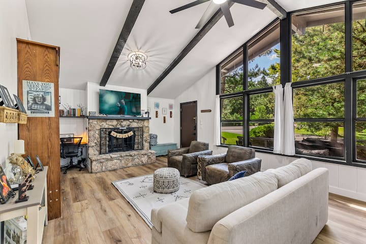 Harry Potters Hideaway-walking Distance To All! - Flagstaff, AZ