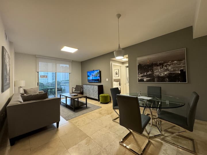 Spacious 2br Urban Getaway - Miami