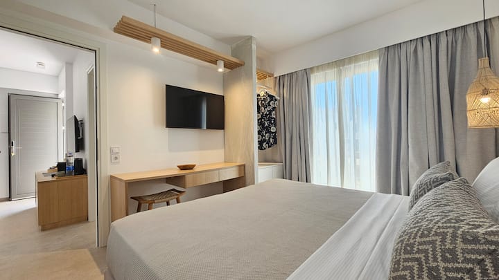 Etherio Suites Milos-7. Infinity - Milos