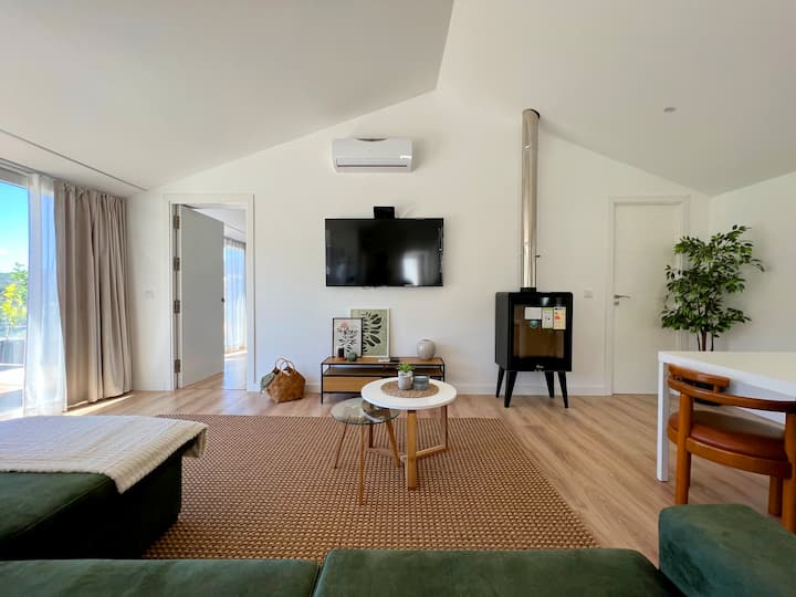 Casa Com 2 Quartos E Piscina - Montalegre