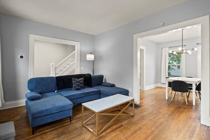 Inviting And Spacious Townhouse! 3 Br 1 Ba - Rochester, NY