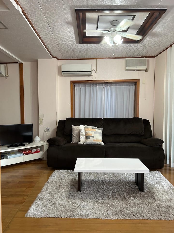 Party Place To Stay In Koza Gate 2 Okinawa, Japan - Okinawa
