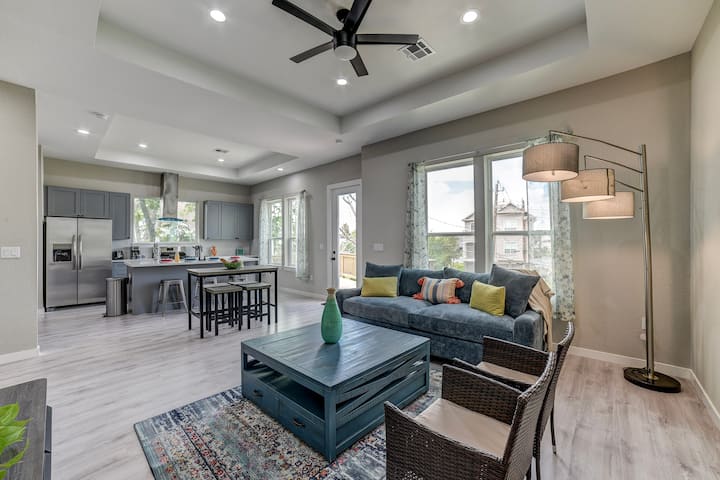 New House With Water View - Seabrook, TX