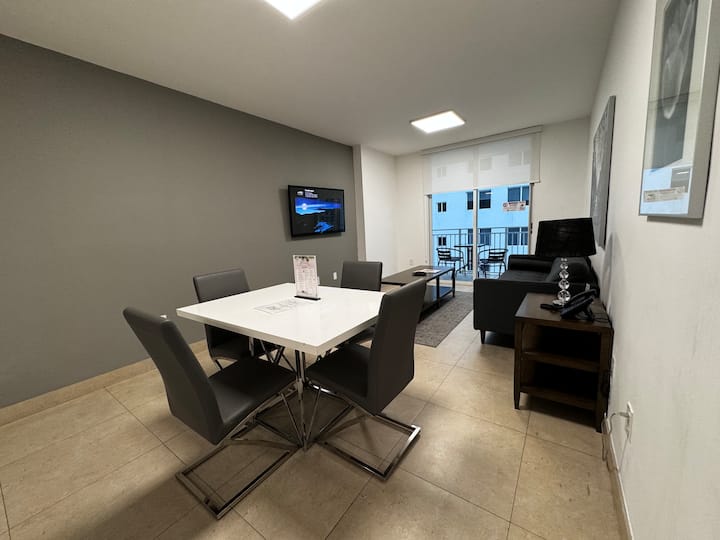 Brickell 1 Bedroom Getaway - Miami, FL