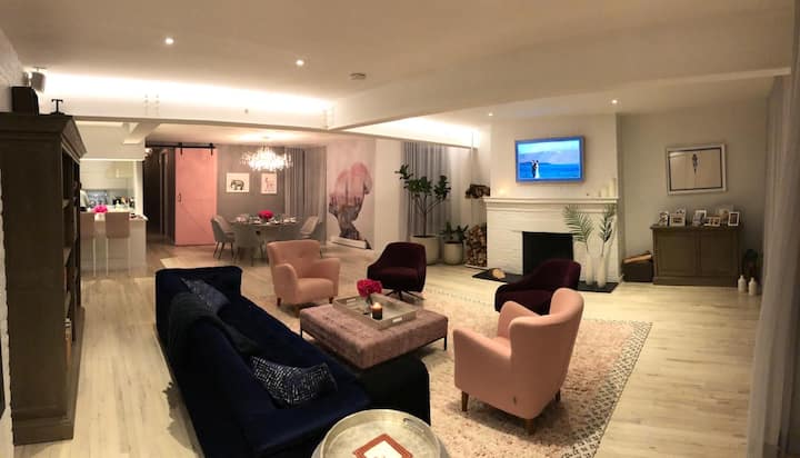 Gorgeous West Village Three-bedroom Apartment - Jersey City, NJ
