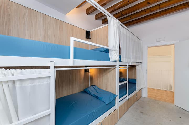 Hostel Urban Palma (Youroom) - Cama En Habitación Femenina De 8 Camas Individuales - Tarifa Estándar - Banyalbufar