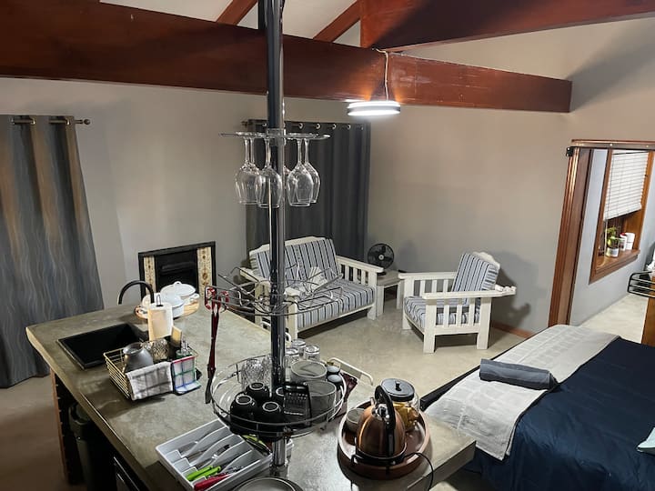 Nectar Game Lodge - King Room 4 - Buffelspoort