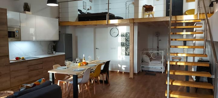 Duplex En El Centro Con Jacuzzi - Málaga