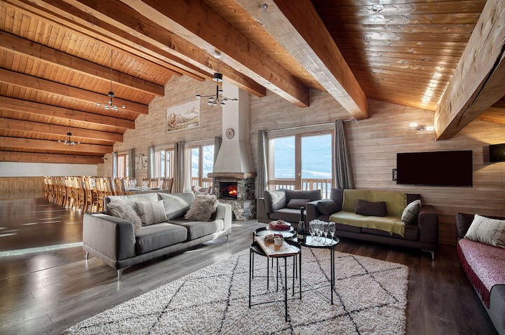 Catered Chalet - 24-28 Persons - Aussois