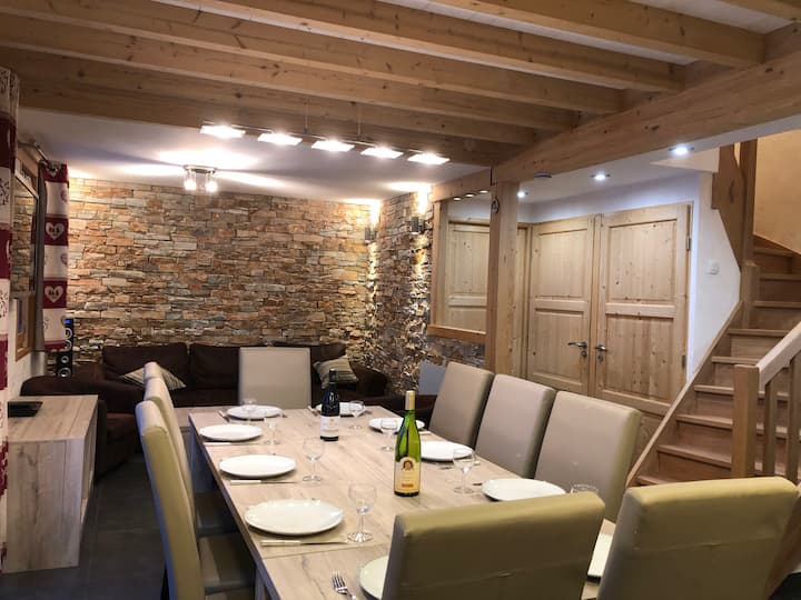 Appt. Duplex Le Savoyard, 10-12 P., Skis Aux Pieds - Le Corbier