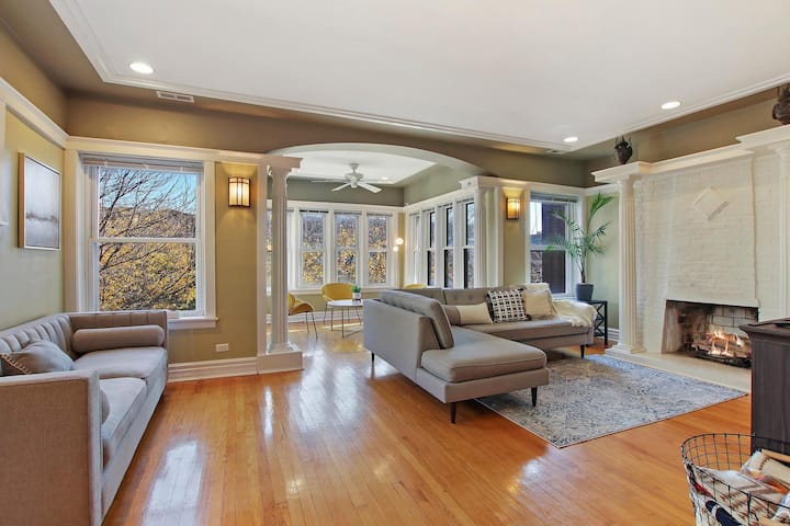 Homey 2 Bed/2 Bath Apartment New | Rogers Park - Evanston, IL