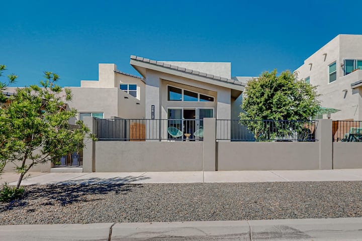 Oasis On The Mesa - Albuquerque, NM