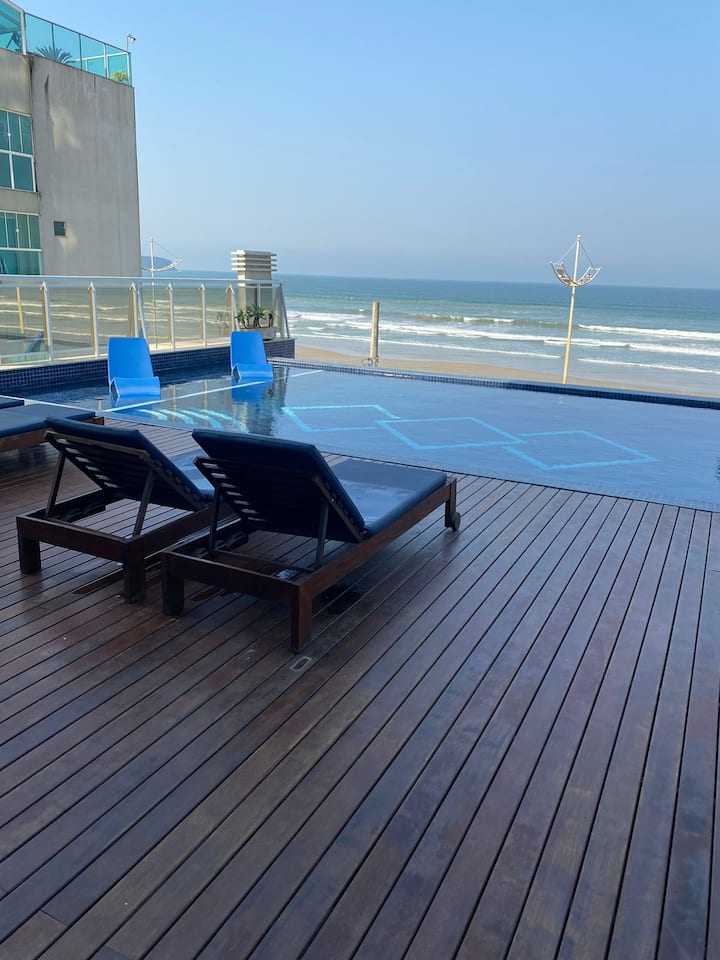 Apto Frente Mar Com Piscina Aquecida Em Gravata! - Navegantes