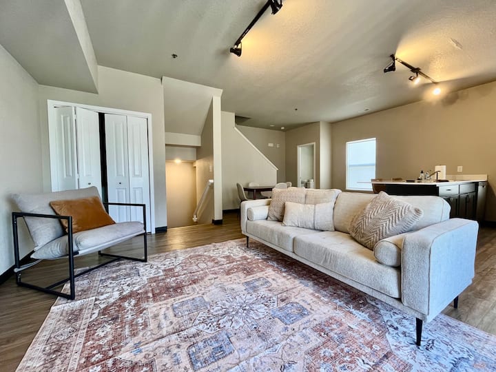 Affordable And Updated Apartment - 덴버