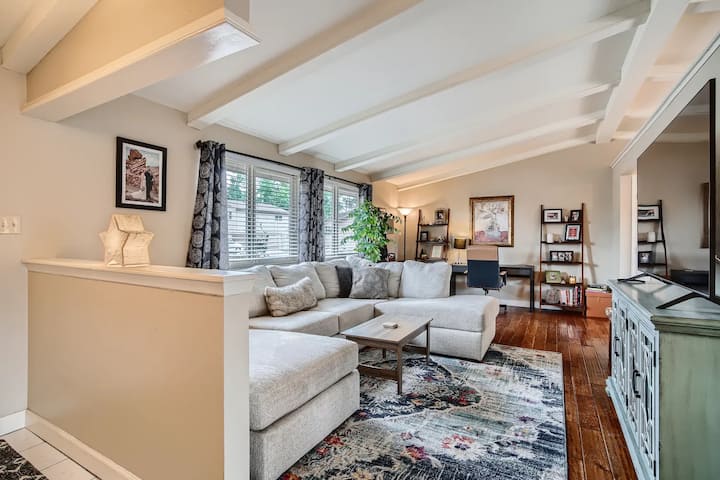 Cozy Home With Great Fenced Yard - Westminster, CO