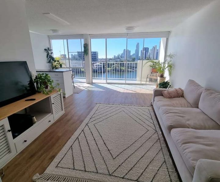 Surfers Paradise Shared Gem - Surfers Paradise