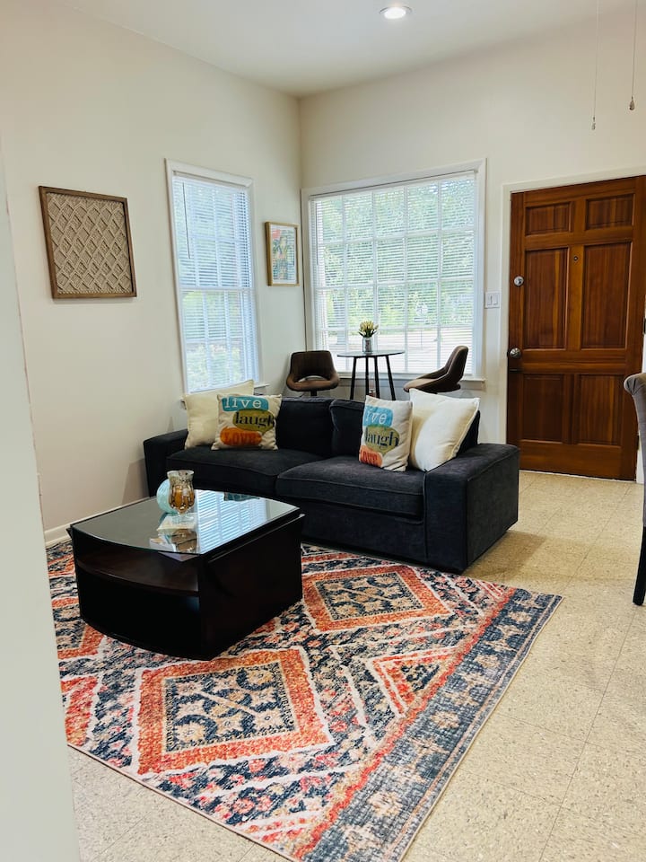 Vibrant Boho Style Apartment - Albany, GA