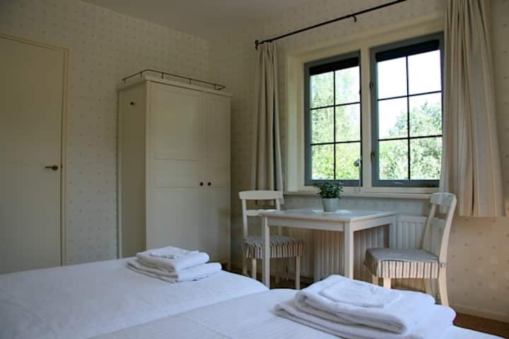 Wonderful Stay With Breakfast At B&b Pax Tibi - Alphen aan den Rijn