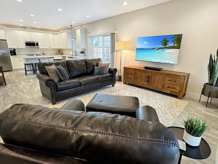 Upscale Stay • Hot Tub • Steps To Dining/coffee - Palmer, AK