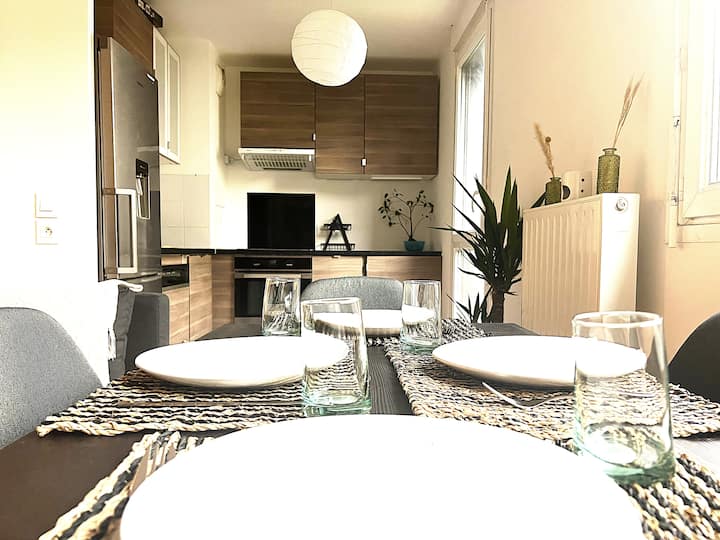 Superbe Appartement Pour 4 Personnes+parking-cergy - Cergy