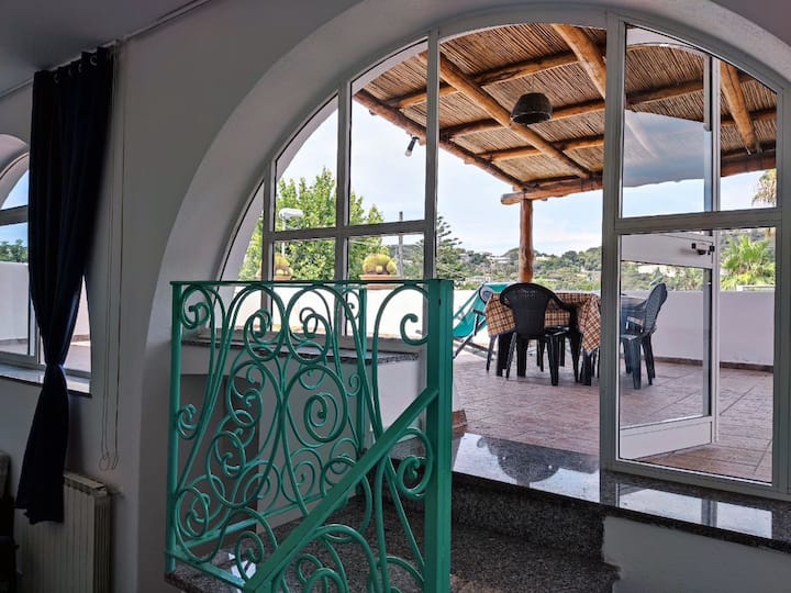 Sunny Terrace Retreat - Forio