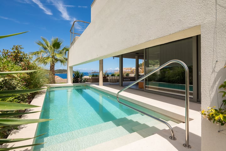 Pool Villa Nisa - Vis