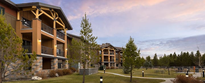 1 Block To Park Entrance, Spacious 1 Bdrm Condo#aa - West Yellowstone, MT
