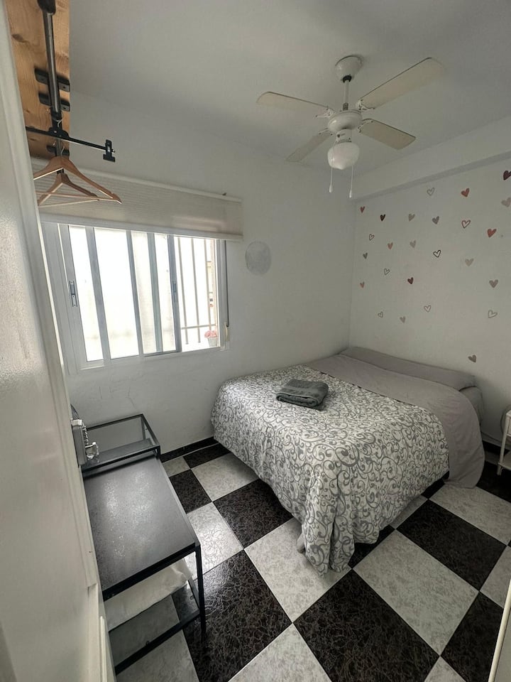 Habitación 1 En Piso Compartido - Fuengirola