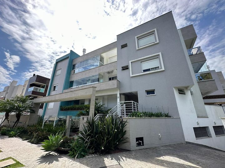 Apartamento Na Praia De Palmas. - Governador Celso Ramos