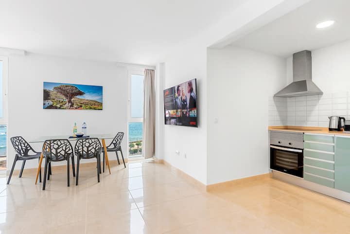 1br Martianez Modern Apartment | Sea Views | - Puerto de la Cruz