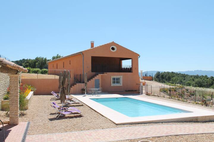 Logement Avec Piscine Chauffée Pour 10 Personnes - Vaucluse