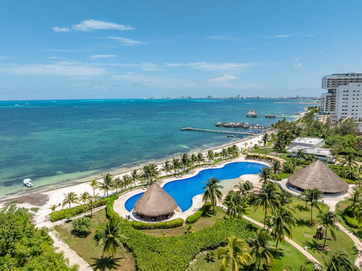 Beach Front Apartment ~Beach Access~garden <Amara> - Isla Mujeres