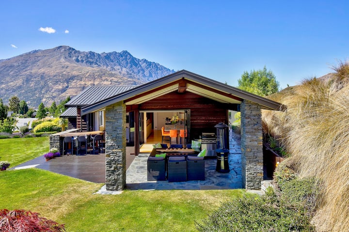 Cedar And Schist - Arrowtown