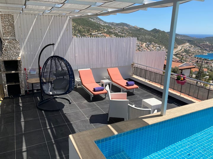 öZel Havuzlu Balayı Suiti - Kalkan