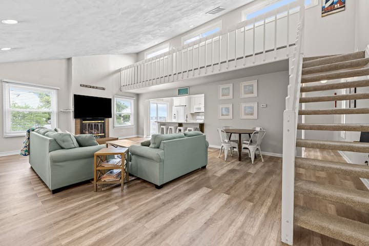 The Bay House (Upper) - Virginia Beach, VA