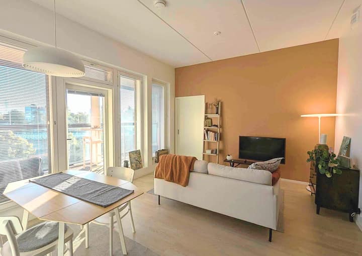 Modern Apartment: Sauna, Patio, Near City & Nature - Helsinki