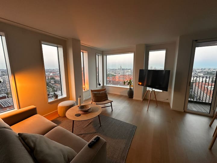 Stunning 15th-floor City Views - Copenhagen