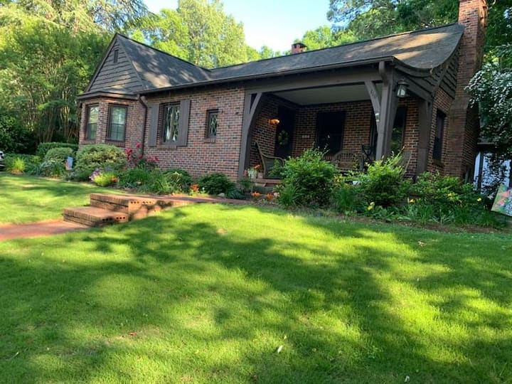 Location! Downtown Campus! Historic Tudor! - Pendleton, SC