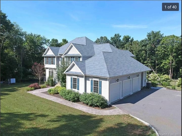 Modern 5br Home W Pool & Privacy - Lake Zoar, CT