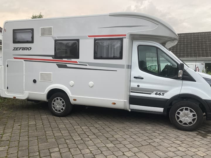 Oasis Weekend: Motorhome Stay - Cardiff
