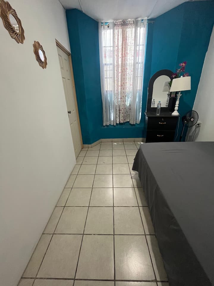 Room 5-hostal Casa De Elena - Santa Ana