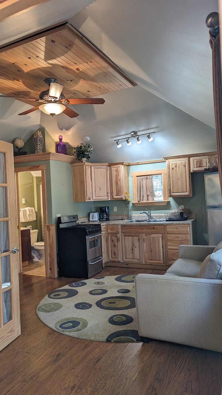 Beautiful Cabin 14_pet-friendly - Bar Harbor, ME