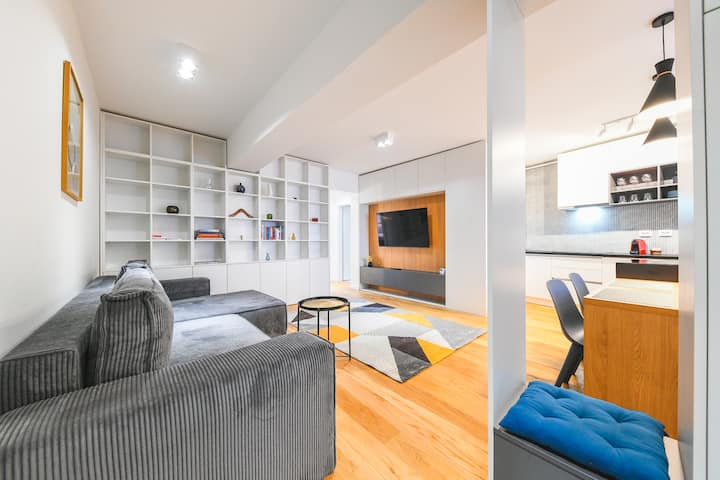 Charming 2 Bedroom Apartment - Cluj-Napoca