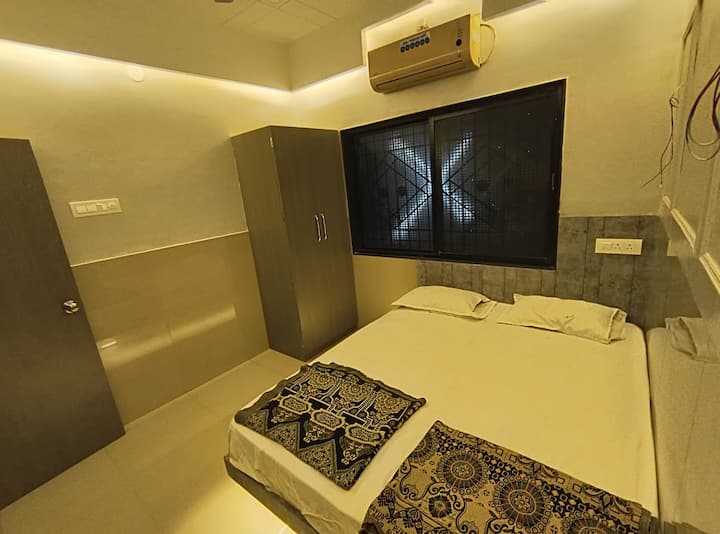 Prerna Cottage & Lodge Double Room | By Grb - Solapur
